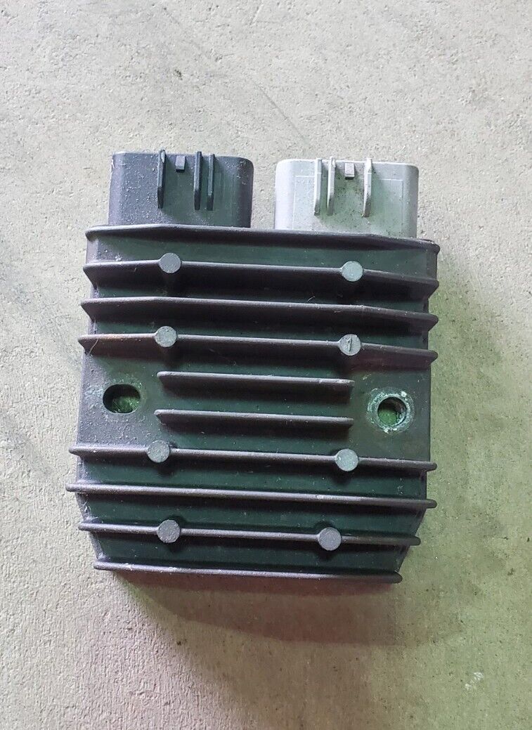 FH012AA Voltage REGULATOR RECTIFIER FOR YAMAHA OEM – CrashedBikeParts
